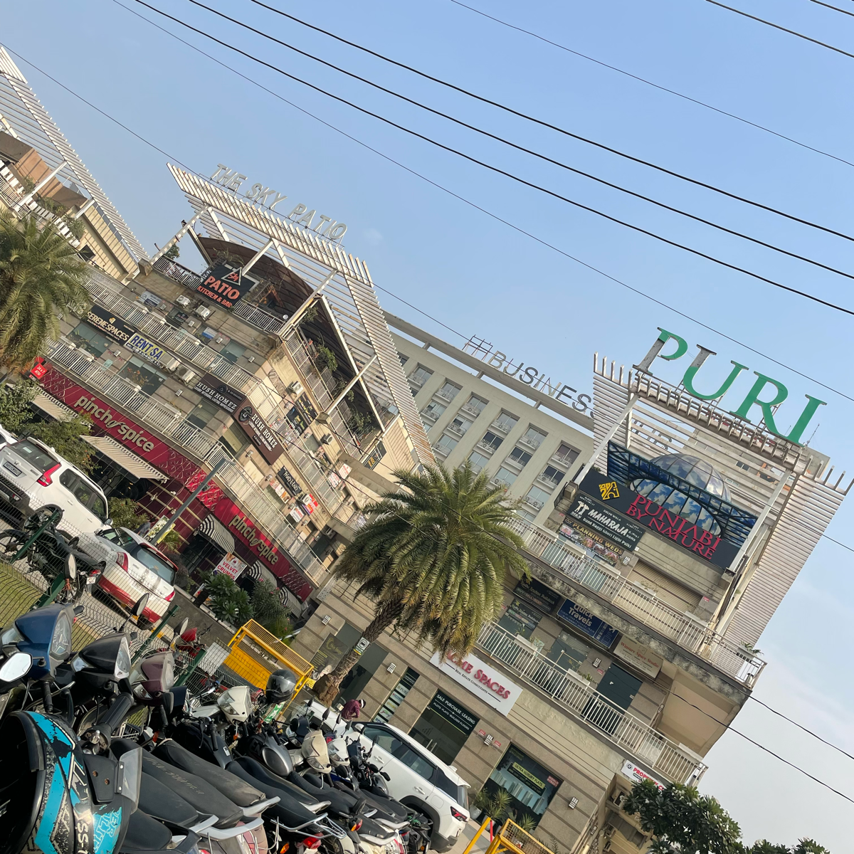 Resale Commercial Shop 330 Sq.Ft. in Puri 81 Business Hub, Sector 81 ...