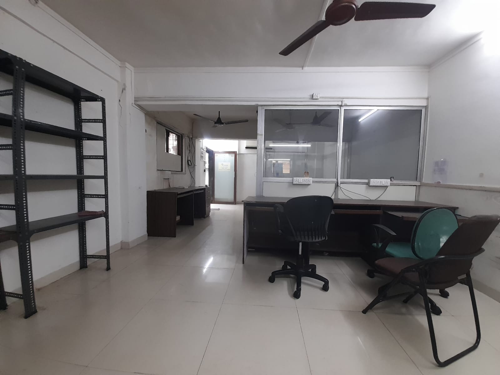 Rental Commercial Office Space 375 Sq.Ft. in Goregaon East Mumbai - 9559952