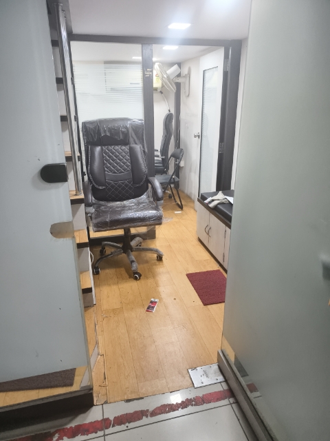 Rental Commercial Office Space 250 Sq.Ft. in Haware Centurion Mall ...
