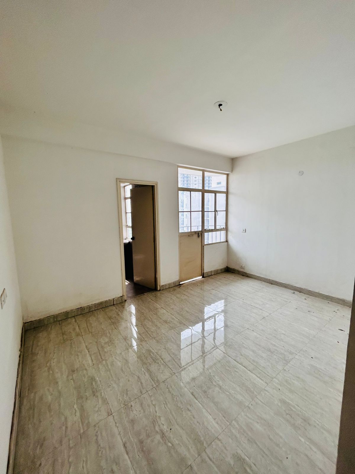 Rental 2 Bedroom 577 Sq.Ft. Apartment in Signature Global Signum 107 ...