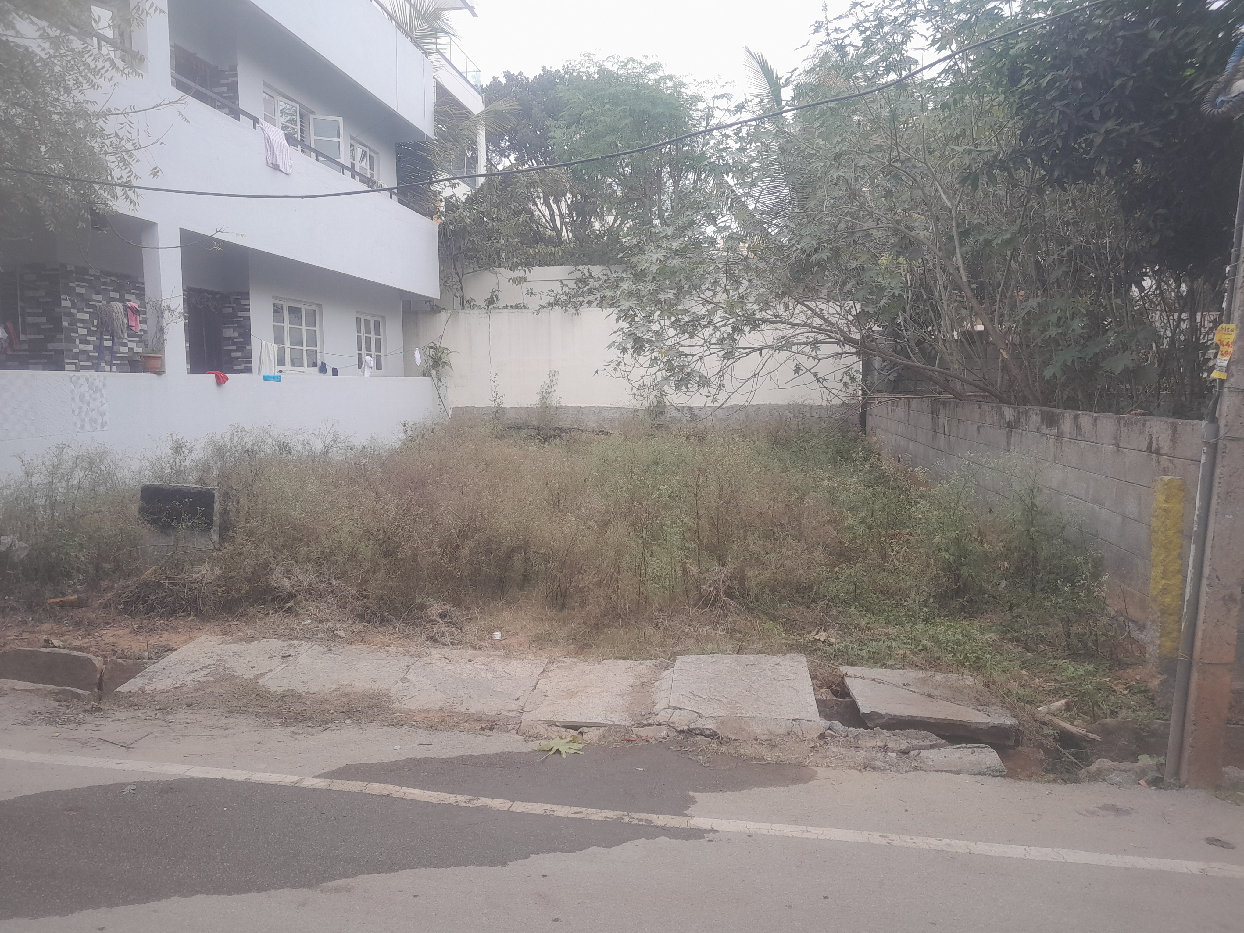 Resale 1500 Sq.Ft. Plot in Nri Layout Bangalore - 9638479