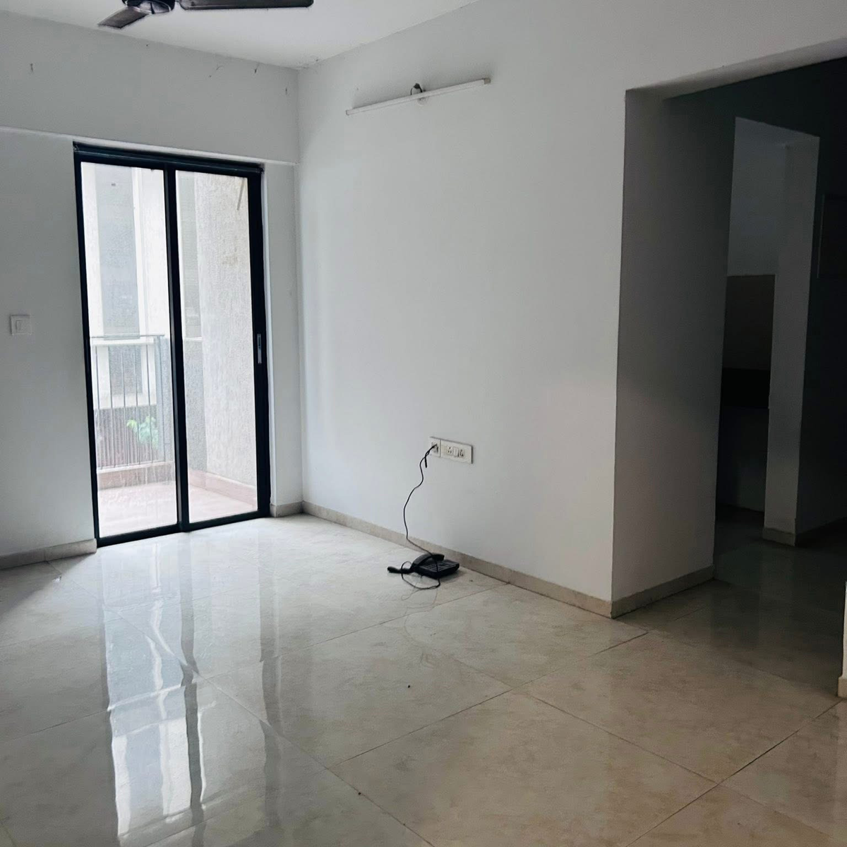 Resale 1 Bedroom 510 Sq.Ft. Apartment in Lodha Palava City Lakeshore ...