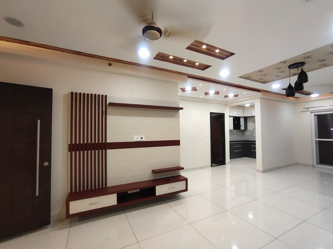 Rental 3 Bedroom 1600 Sq.Ft. Apartment in Sumadhura Acropolis ...
