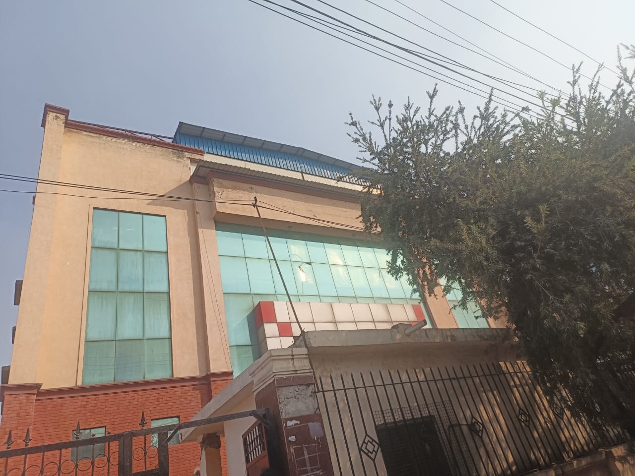 Rental Commercial Office Space 11000 Sq.Ft. in Sector 57 Noida - 9711825