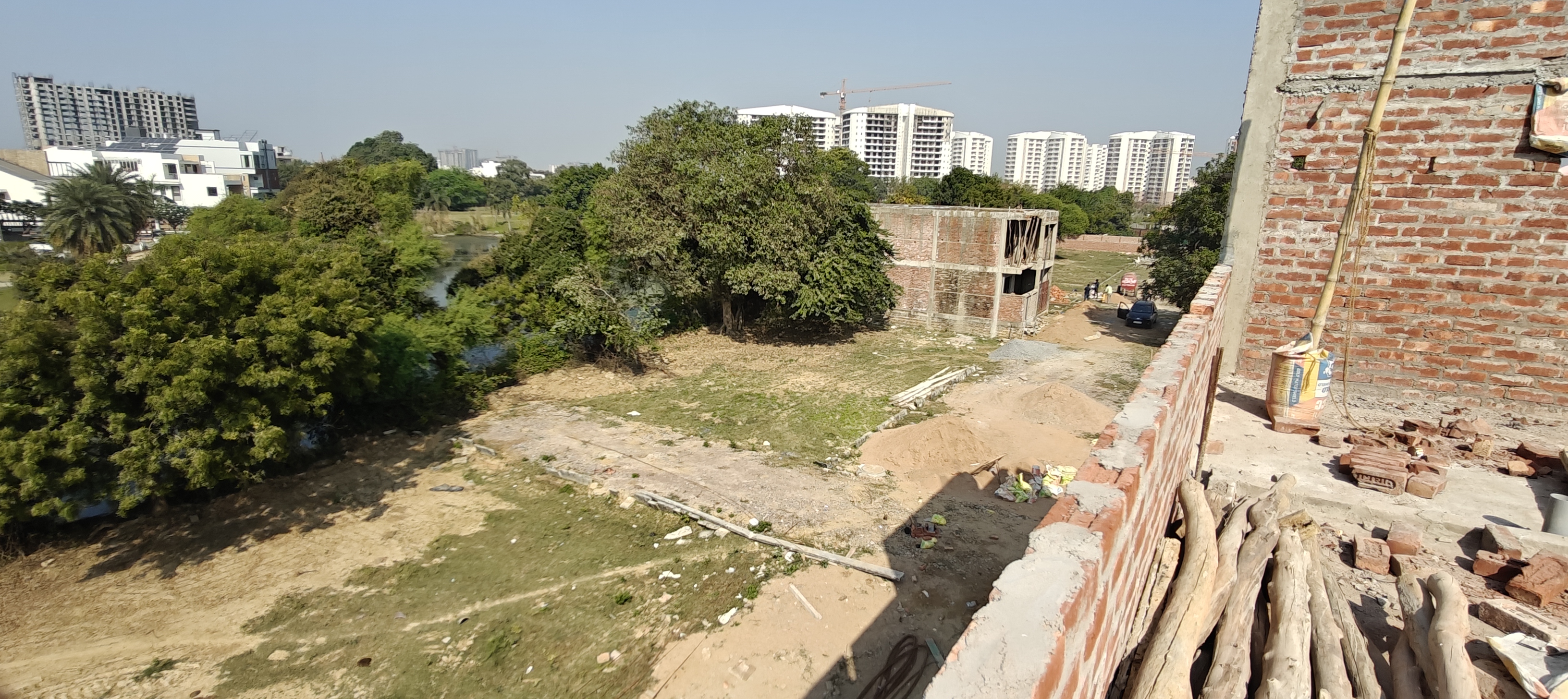 Resale 2710 Sq.Ft. Plot in Sushant Golf City Lucknow - 9725983