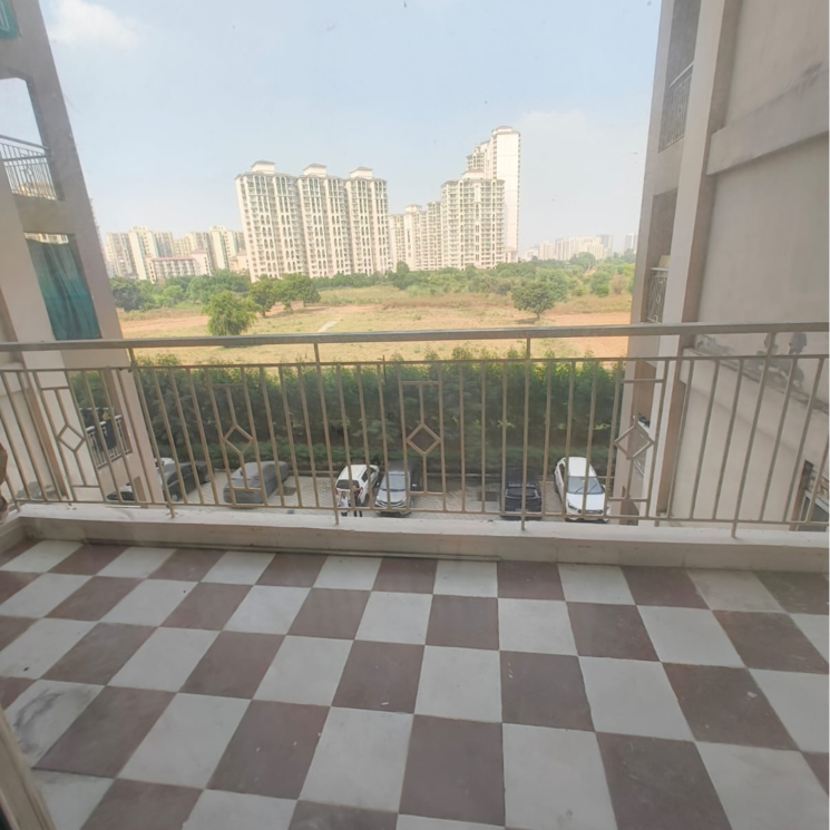 Resale 2 Bedroom 590 Sq.Ft. Apartment in Shree Vardhman Green Court ...