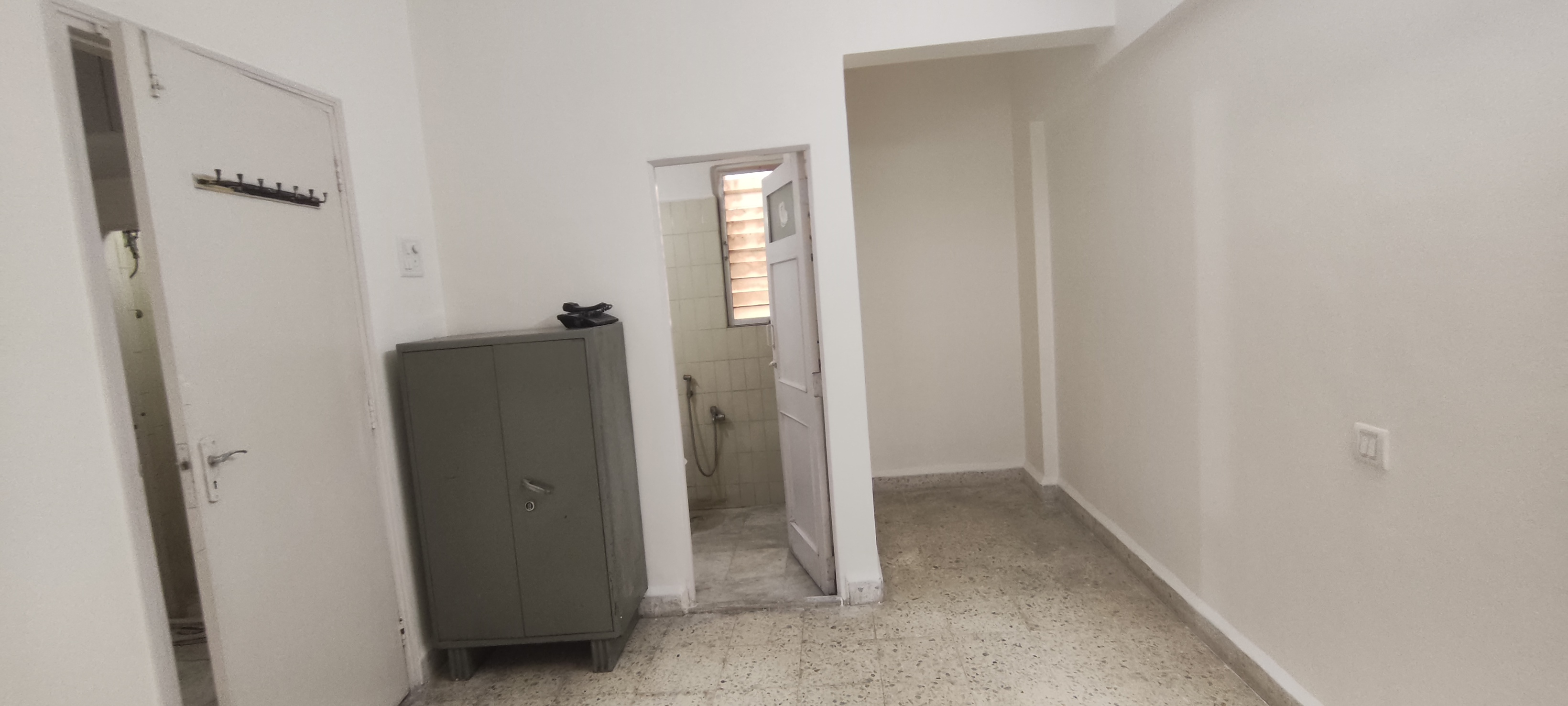 Rental 1 Bedroom 600 Sq.Ft. Apartment in Flower Valley Complex, Khopat ...