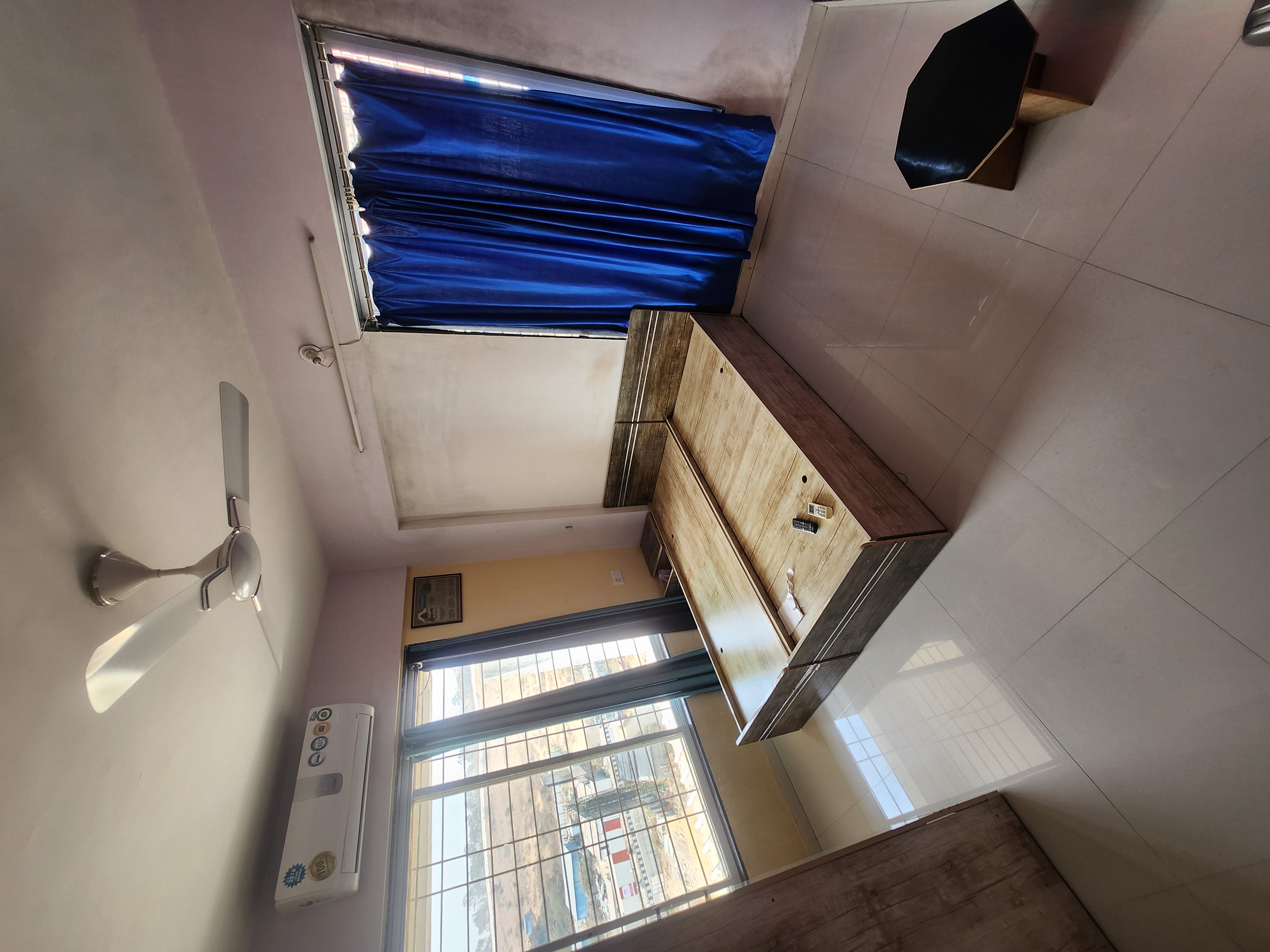 Resale 1 Bedroom 600 Sq.Ft. Apartment in Archana Kohinoor Glory ...