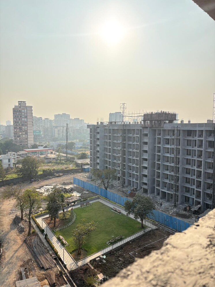 Resale 1 Bedroom 367 Sq.Ft. Apartment in Seasons Green, Khadakpada ...