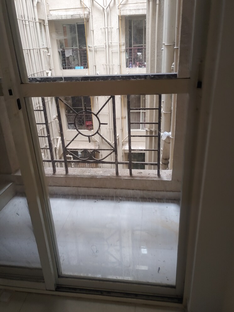 Rental 2 Bedroom 1000 Sq.Ft. Apartment in Nyati Equatorial II, Bavdhan ...