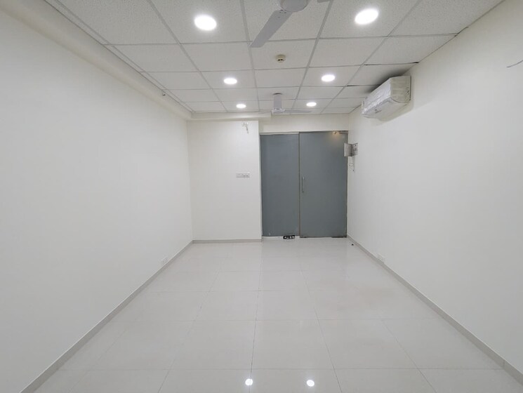 Rental Commercial Office Space 250 Sq.Ft. in Geras Imperium Alpha ...