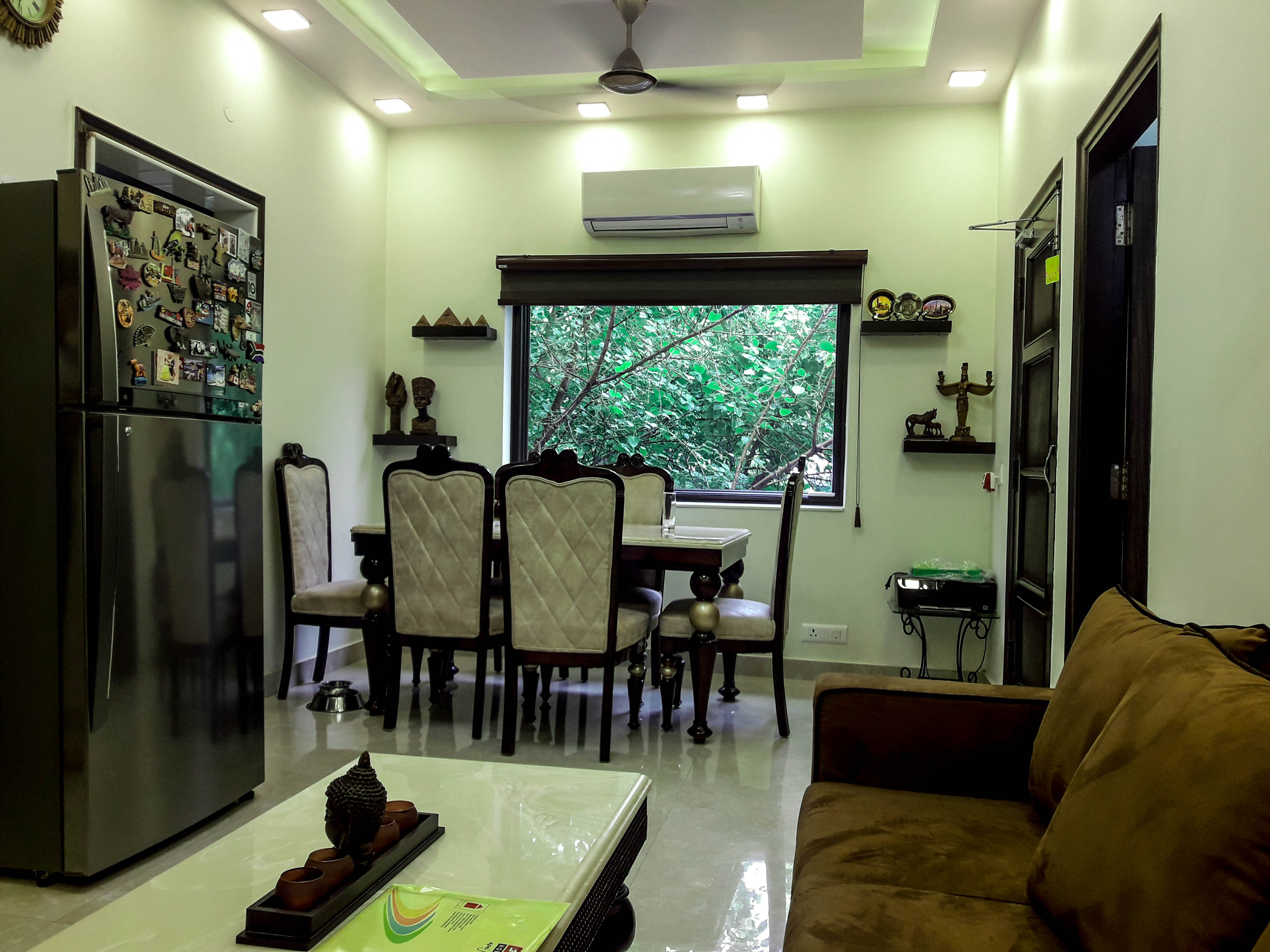 Rental 3 Bedroom 1200 Sq.Ft. Apartment in Rohini Sector 9 Delhi - 9858091