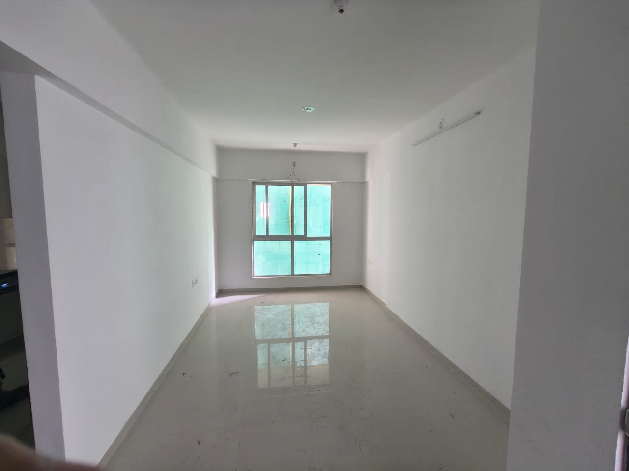 Rental 3 Bedroom 900 Sq.Ft. Apartment in Tulsi Tower Goregaon, Goregaon ...