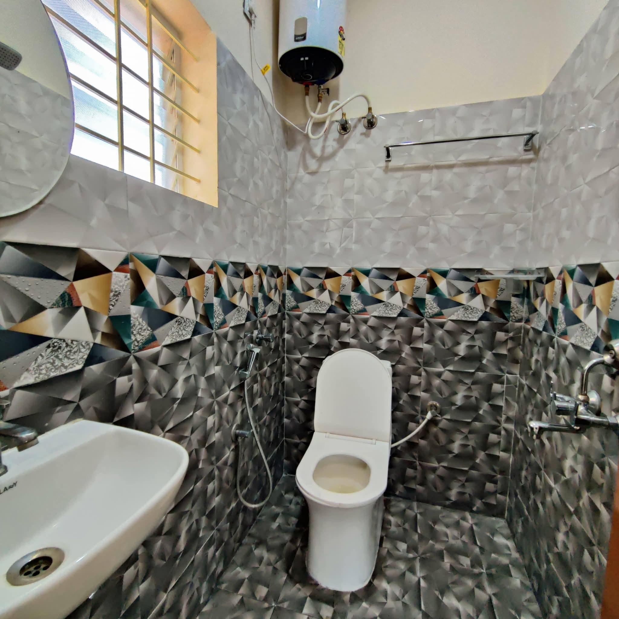 Rental 2 Bedroom 1100 Sq.Ft. Builder Floor in Akshaya Enclave New ...