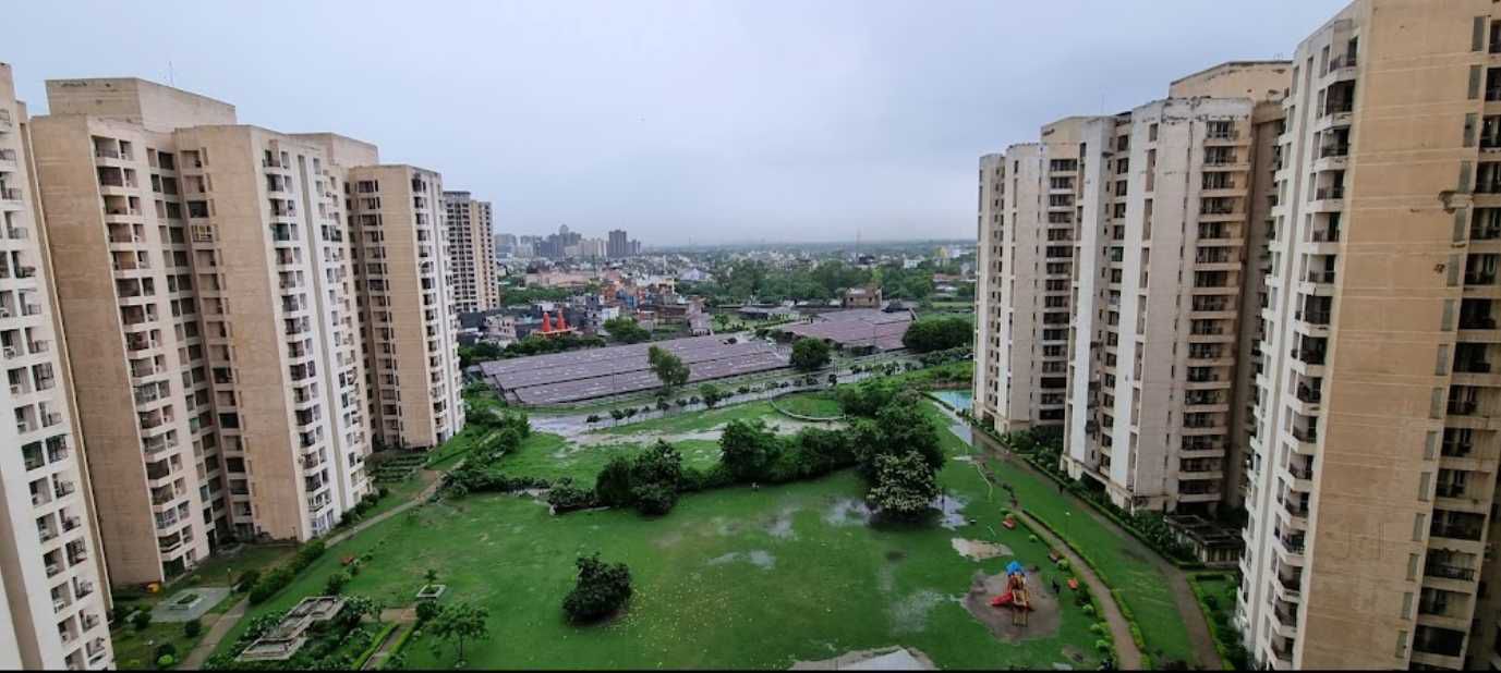 Resale 3 Bedroom 1570 Sq.Ft. Apartment in Jaypee Green Kosmos Phase II ...