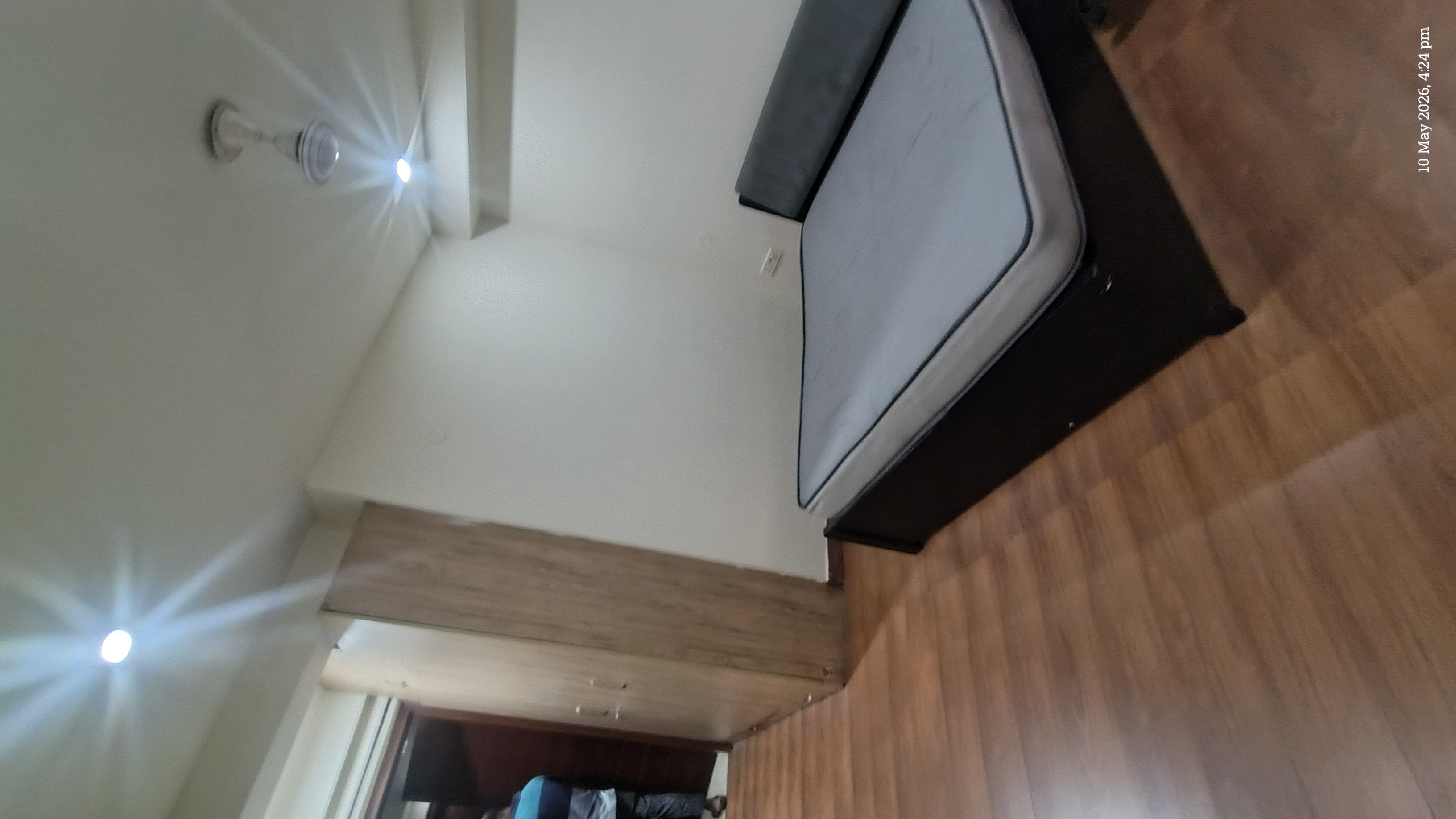 Rental 1 RK 625 Sq.Ft. Builder Floor in Bestech Park View Spa, Sector ...