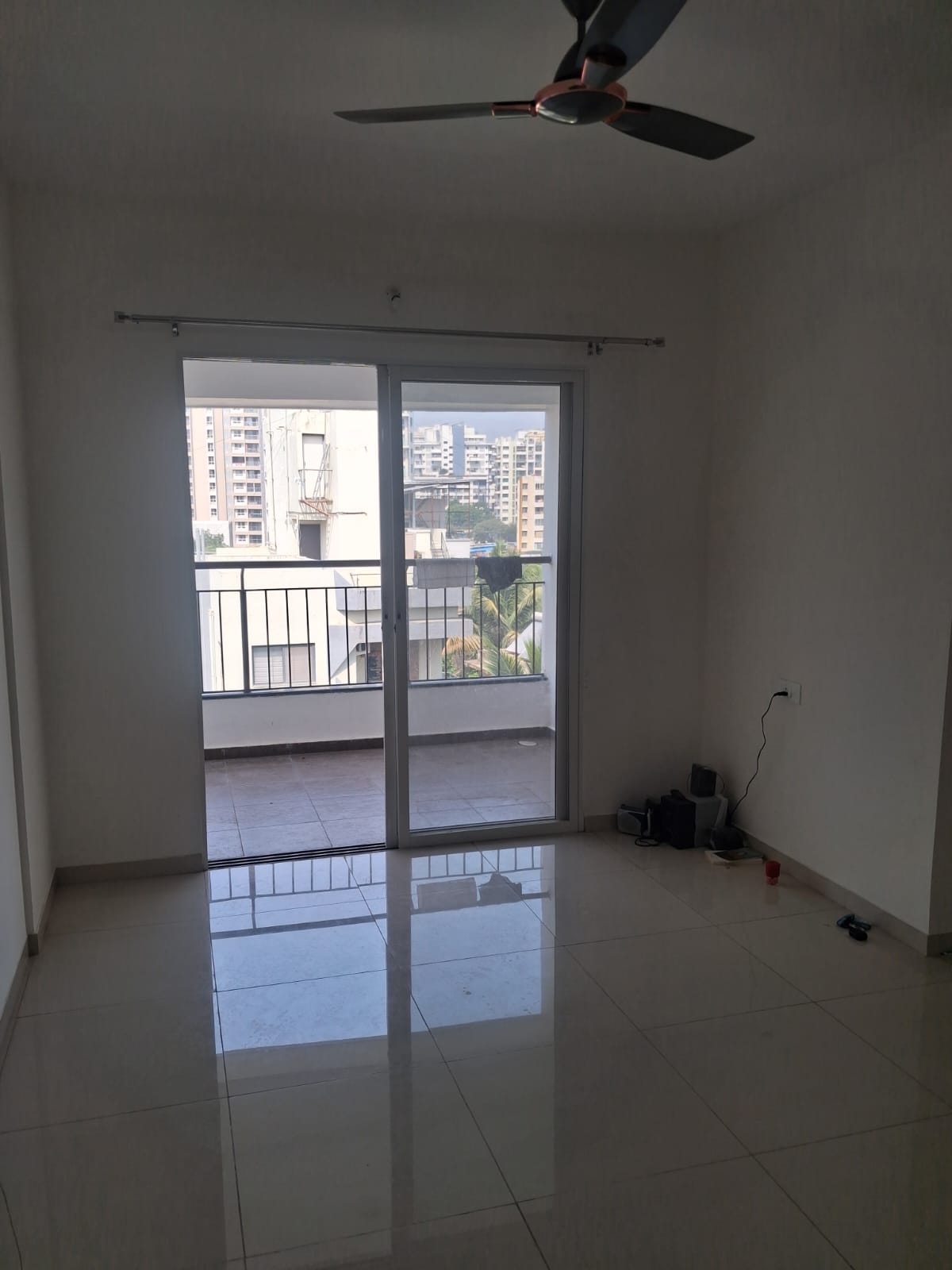 Rental 1 Bedroom 700 Sq.Ft. Apartment in Kohinoor Sportsville ...