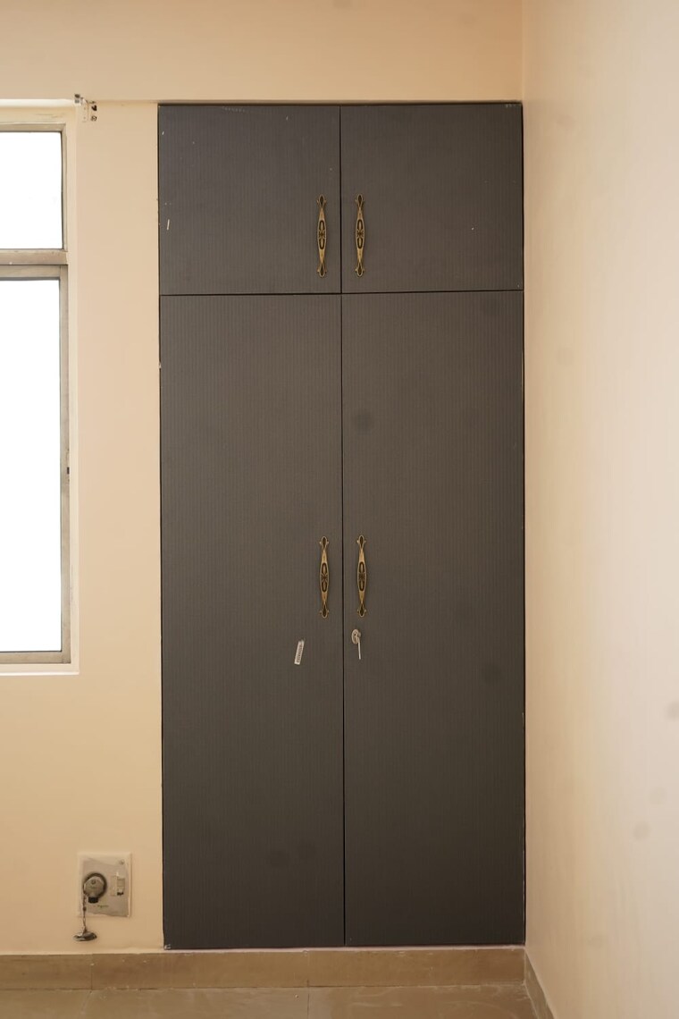 Rental 3 Bedroom 1680 Sq.Ft. Apartment in Paarth Aadyant, Gomti Nagar ...