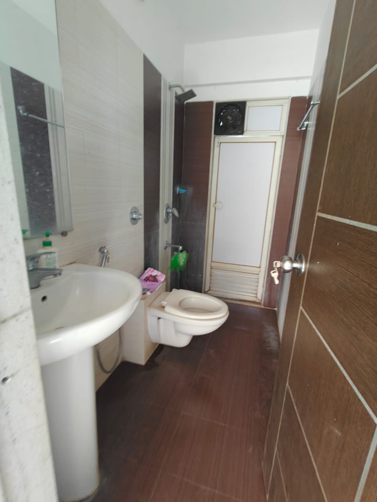 Rental 2 Bedroom 1050 Sq.Ft. Apartment in Nahar Amrit Shakti ...