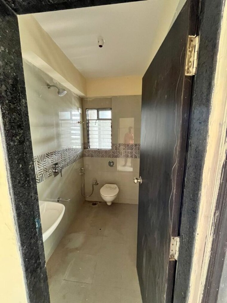 Resale 1 Bedroom 301 Sq.Ft. Apartment in Kings My Homes, Chunabhatti ...