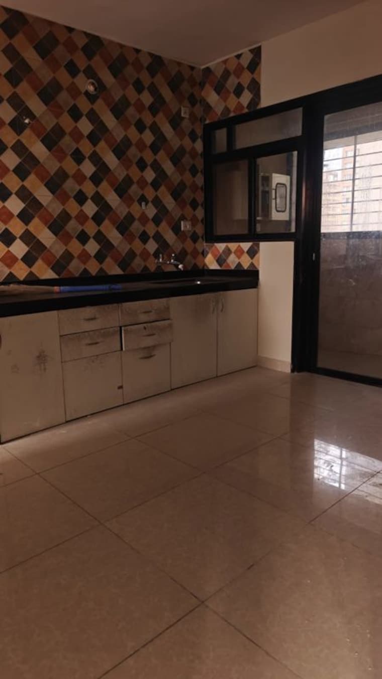 Resale 2 Bedroom 1041 Sq.Ft. Apartment in Magarpatta Nanded City Sargam ...