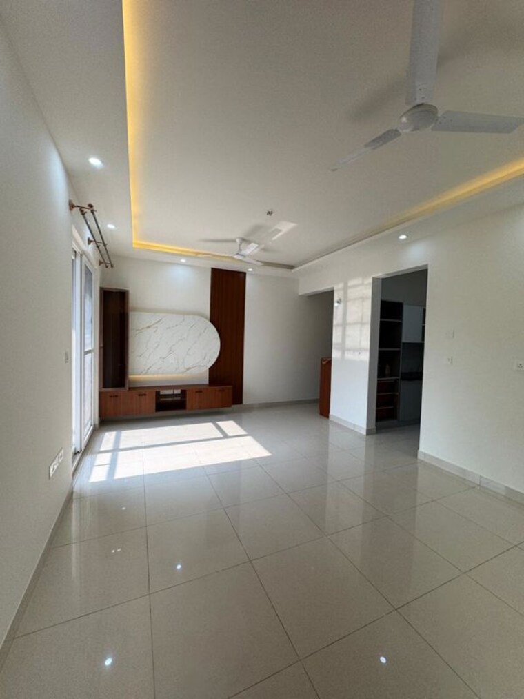 Rental 2 Bedroom 1050 Sq.Ft. Apartment in Puravankara Purva Zenium ...