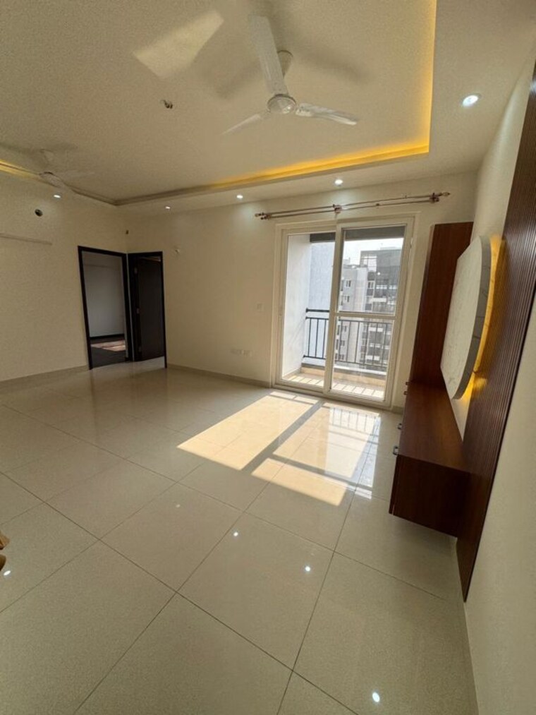 Rental 2 Bedroom 1050 Sq.Ft. Apartment in Puravankara Purva Zenium ...