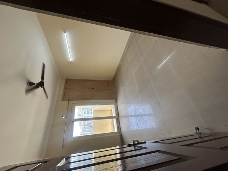Rental 3 Bedroom 1270 Sq.Ft. Apartment in Paramount Floraville, Sector ...