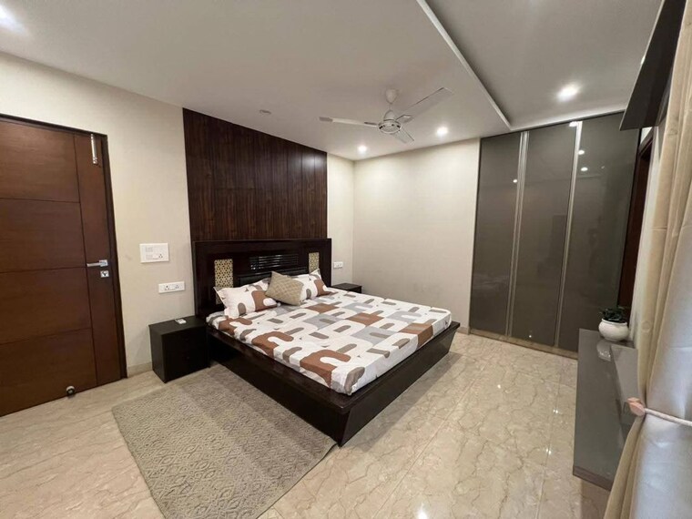 Resale 3 Bedroom 2400 Sq.Ft. Apartment in Assotech Blith, Sector 99 ...