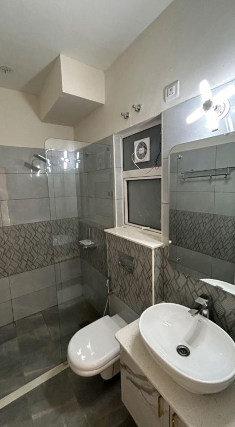 Rental 2.5 Bedroom 1789 Sq.Ft. Apartment in Godrej Nature Plus, Sohna ...