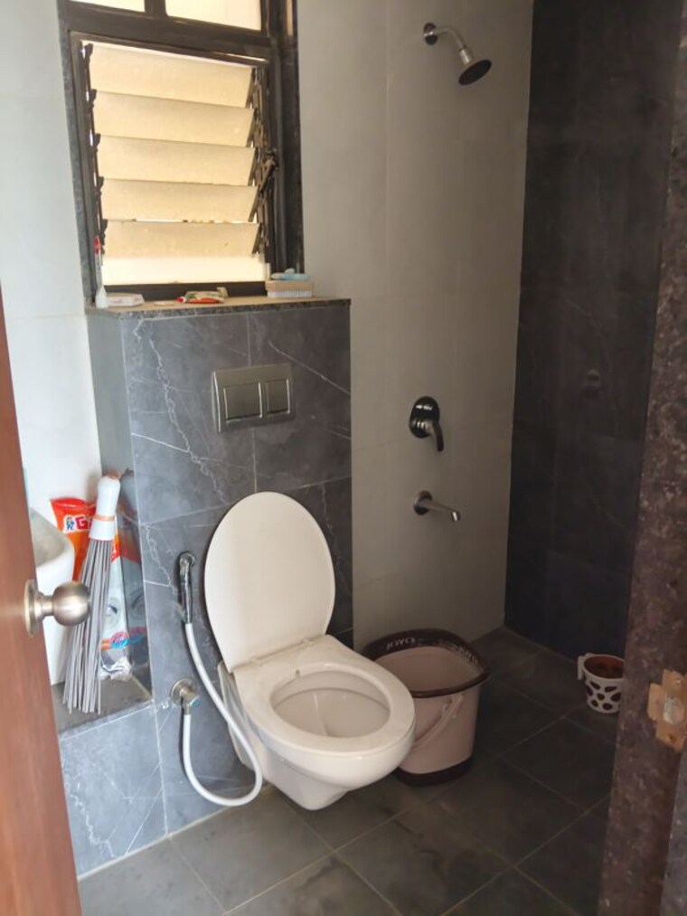 Rental 2 Bedroom 650 Sq.Ft. Apartment in Shapoorji Pallonji Joyville ...