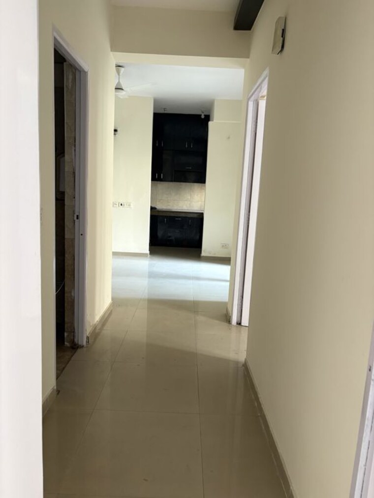 Resale 2 Bedroom 893 Sq.Ft. Apartment in Sam Palm Olympia, Sector 16c ...