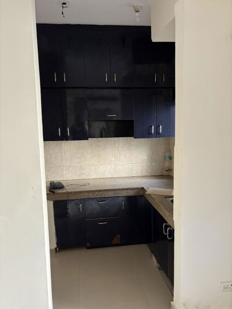 Resale 2 Bedroom 893 Sq.Ft. Apartment in Sam Palm Olympia, Sector 16c ...