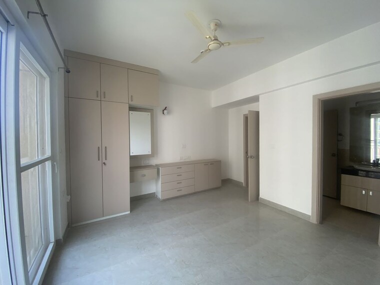 Resale 3.5 Bedroom 2300 Sq.Ft. Apartment in ATS Le Grandiose, Sector ...