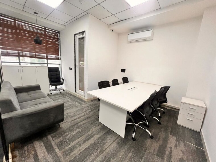 Rental Commercial Office Space 5000 Sq.Ft. in Udyog Vihar Phase 4 ...
