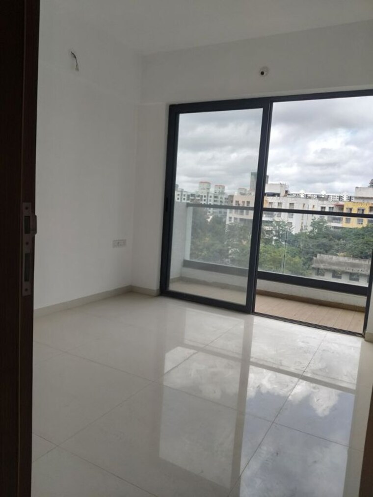 Rental 2 Bedroom 842 Sq.Ft. Apartment in Majestique Signature Towers ...