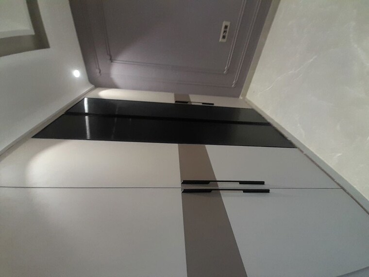 Resale 3 Bedroom 250 Sq.Yd. Builder Floor in Sector 85 Faridabad - 10450964