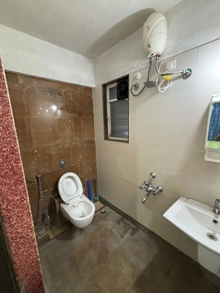 Rental 2 Bedroom 850 Sq.Ft. Apartment in Venkatesh Graffiti, Keshav ...
